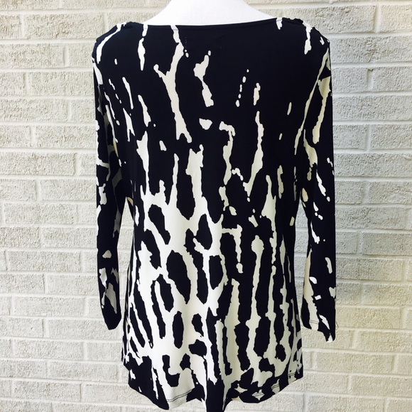 Calvin Klein | Tops | Calvin Klein Drape Neck Garphic Print Size M ...